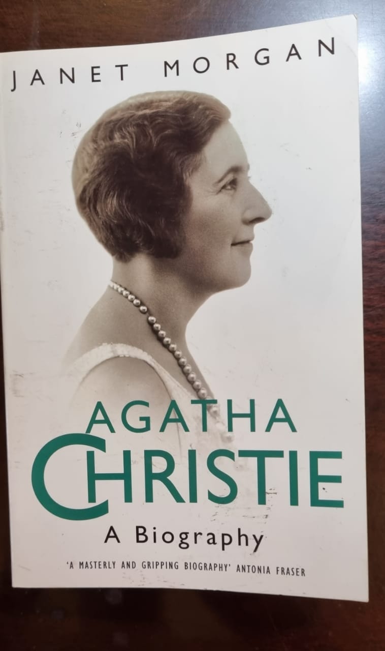 Agatha Christie: A Biography - The Old Pond | Book Reviews